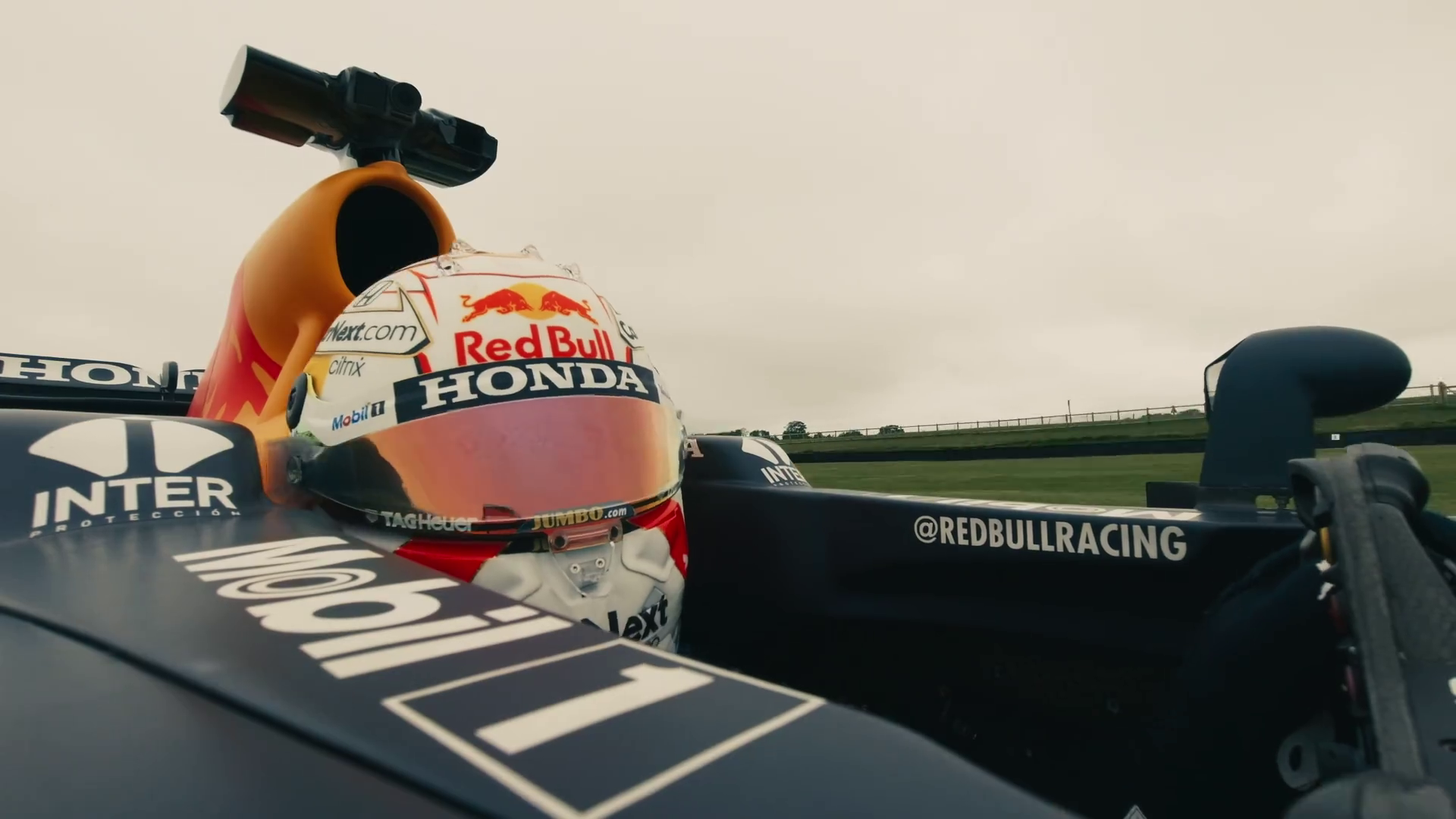 Red Bull Racing vs The Best of British - Onboard Minicams